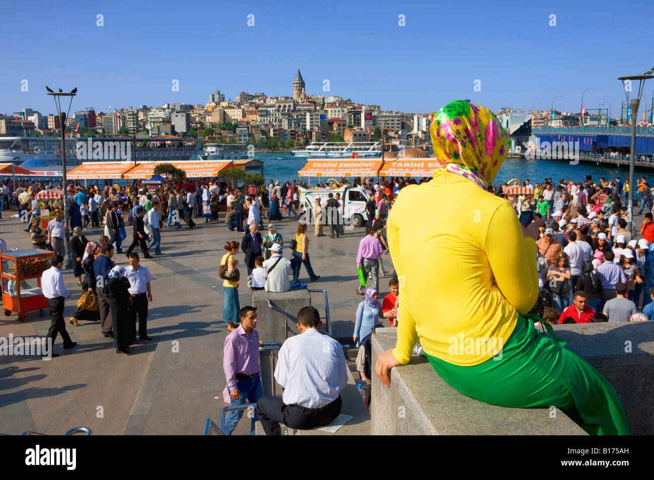 Crowd turkey hi-res stock photography and images - Alamy