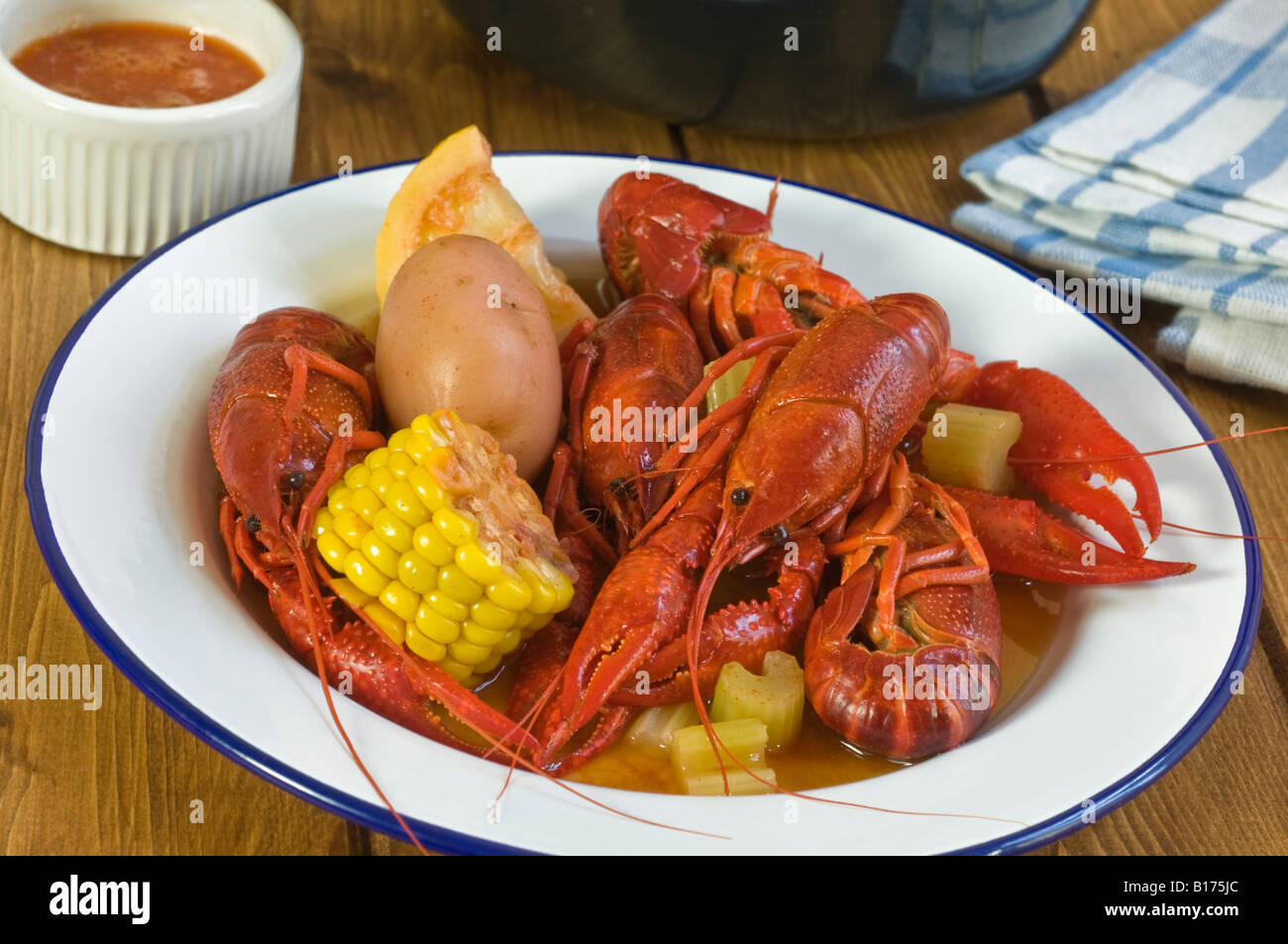Crawfish boil hi-res stock photography and images - Alamy