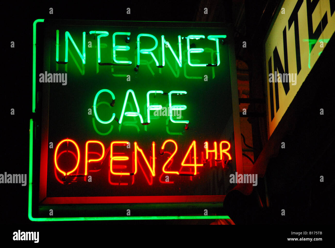 24 hour cafe open sign hi-res stock photography and images - Alamy