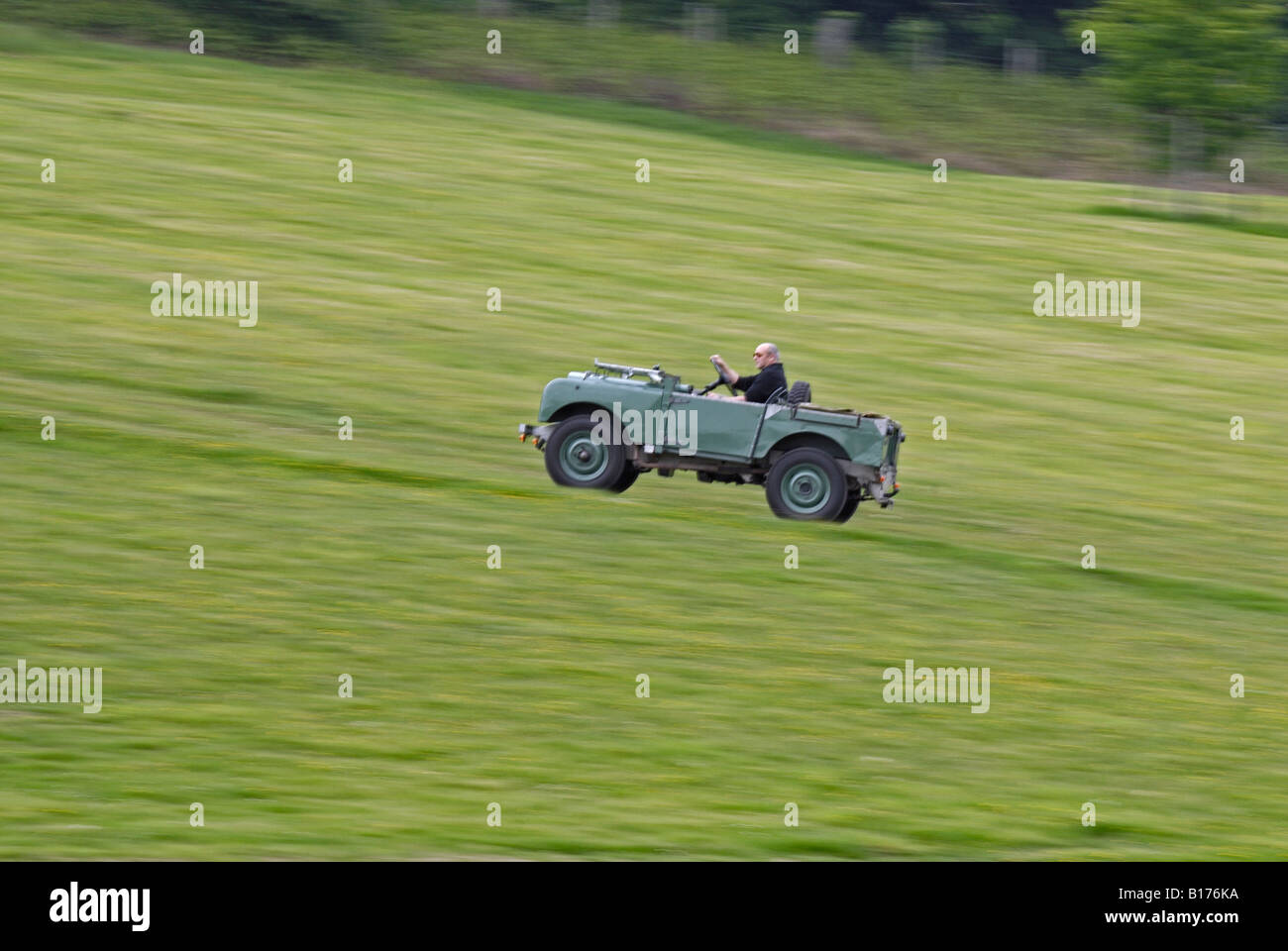 Series 1 land rover hi-res stock photography and images - Alamy
