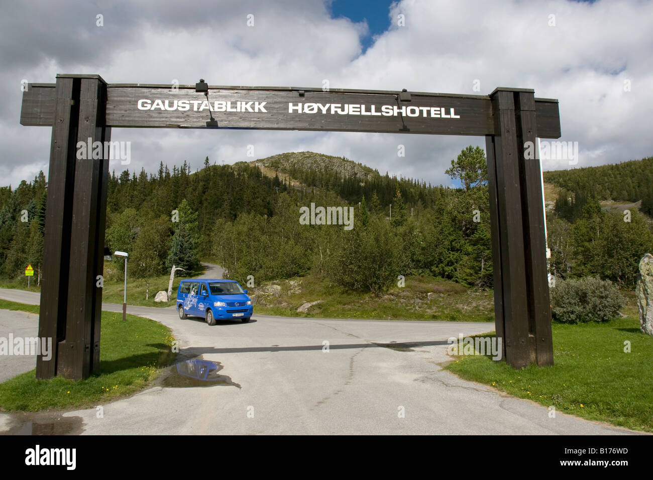 Entrance gate to Gaustablikk Høyfjellshotell, Norway Stock Photo - Alamy