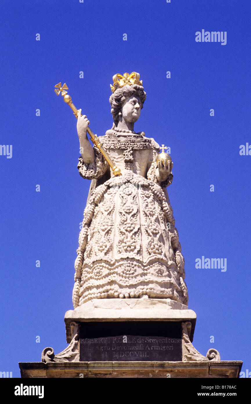 Queen Anne Statue Barnstaple Merchants Exchange Devon England UK ...