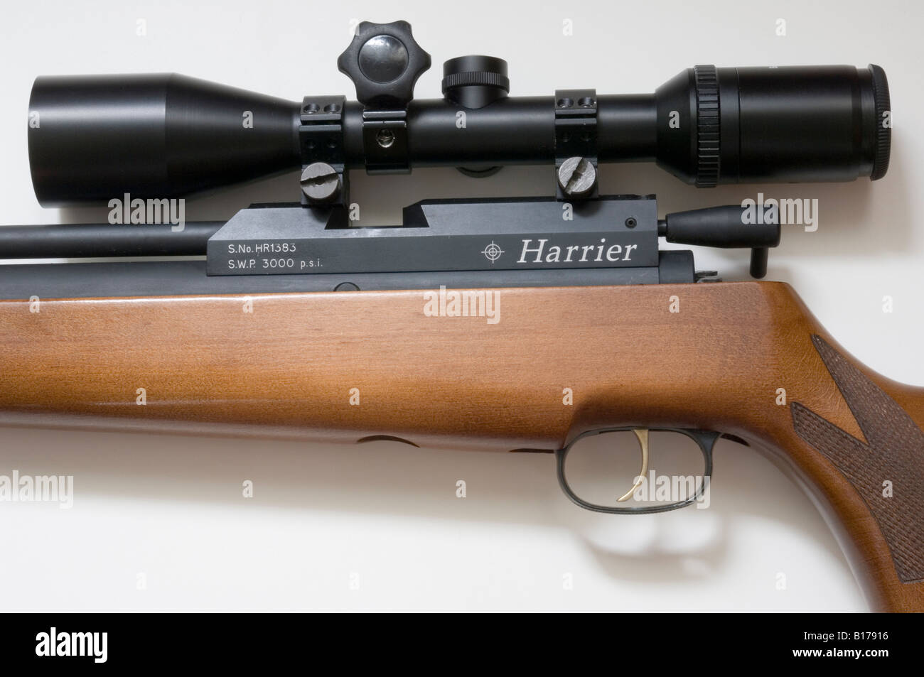 Daystate Harrier Pre-Charged Pneumatic Air Rifle & Telescopic Sight ...