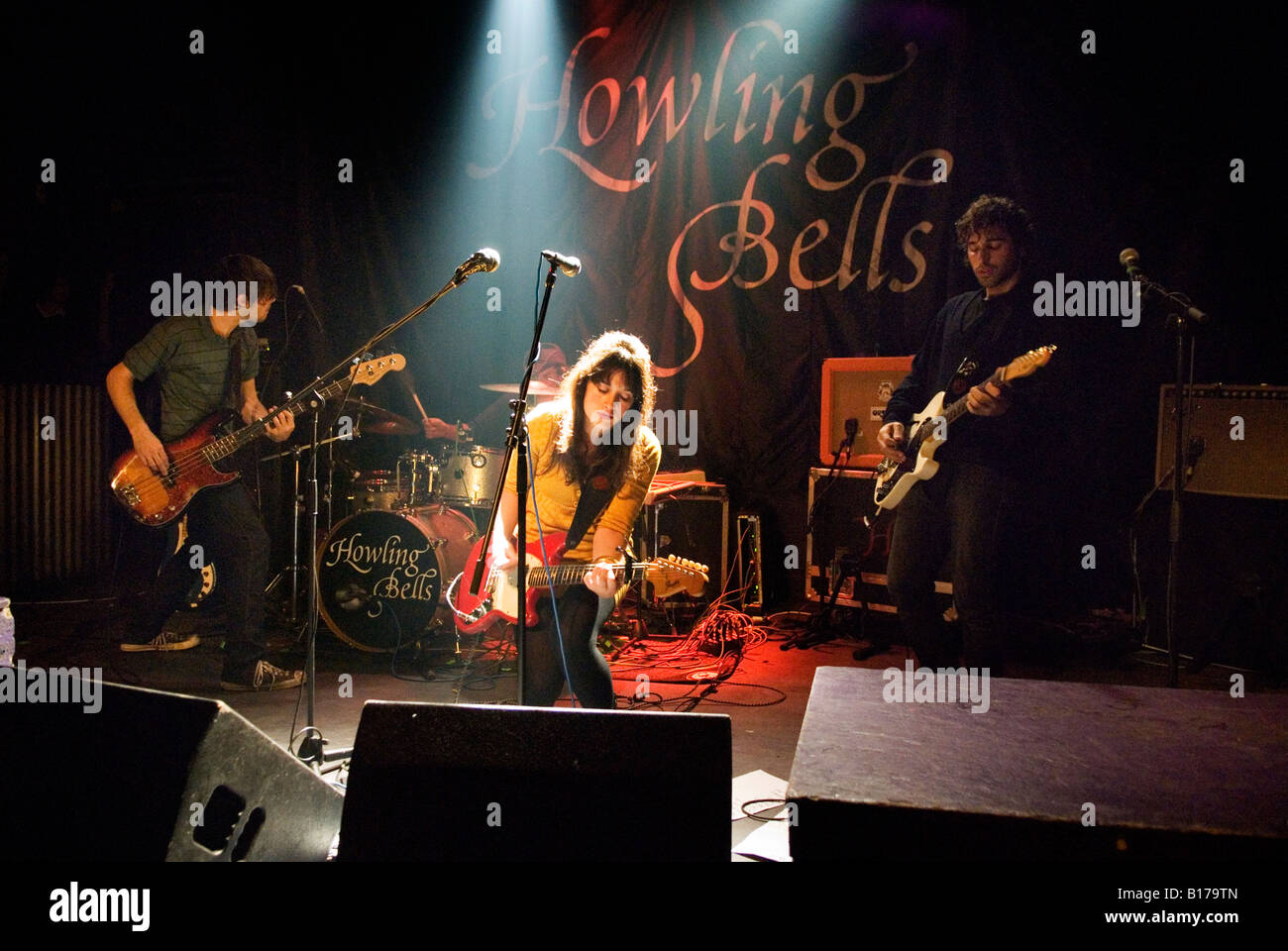 Howling Bells at The Sugarmill, Stoke, 2007 Stock Photo - Alamy