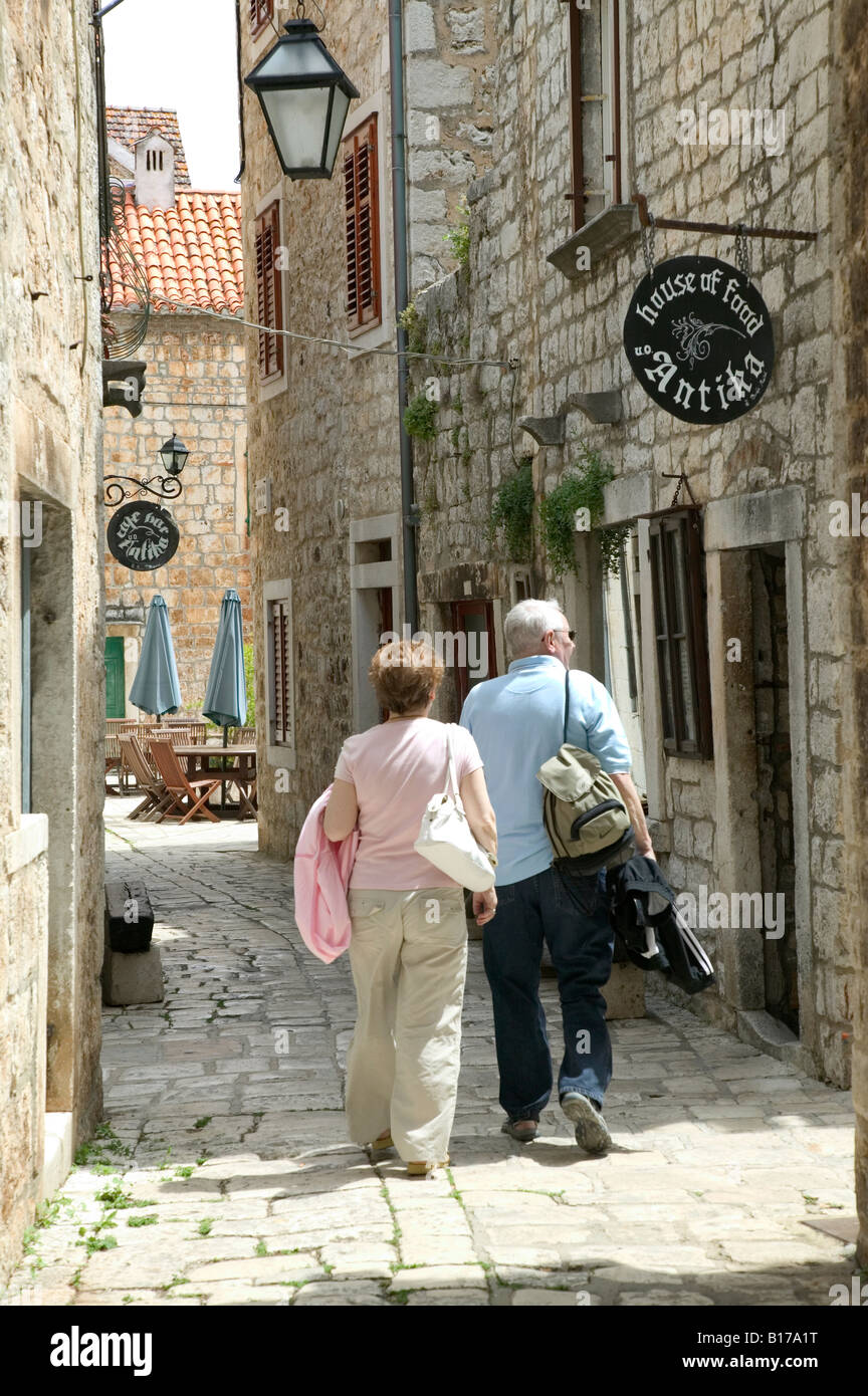 Antika restaurant, Stari Grad, Hvar, Croatia Stock Photo - Alamy