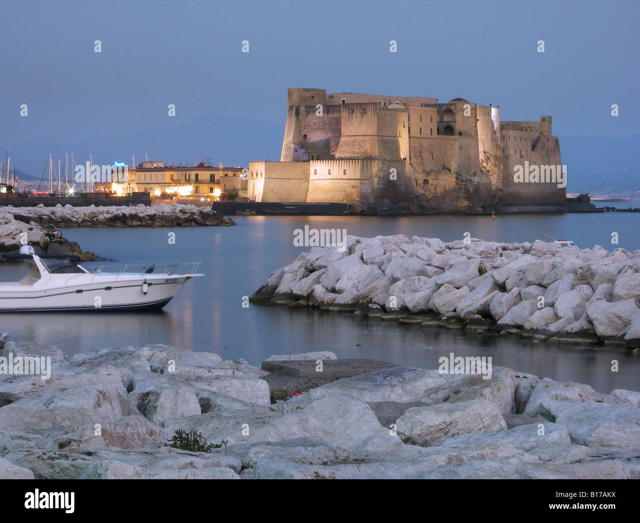 Castelli napoli hi-res stock photography and images - Alamy