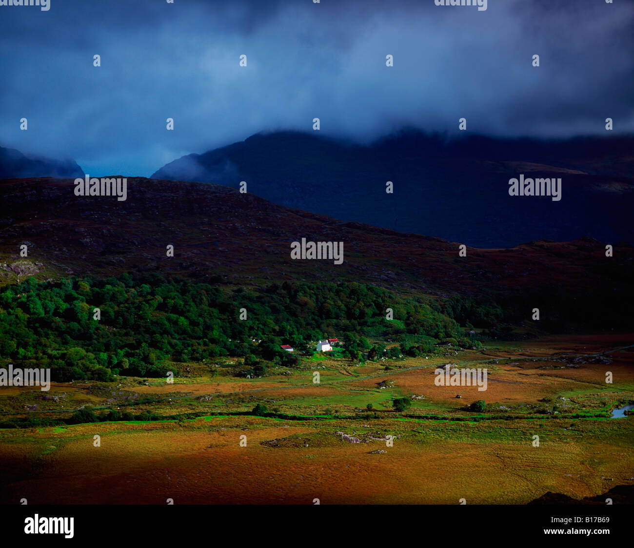 Killarneyvalley hi-res stock photography and images - Alamy