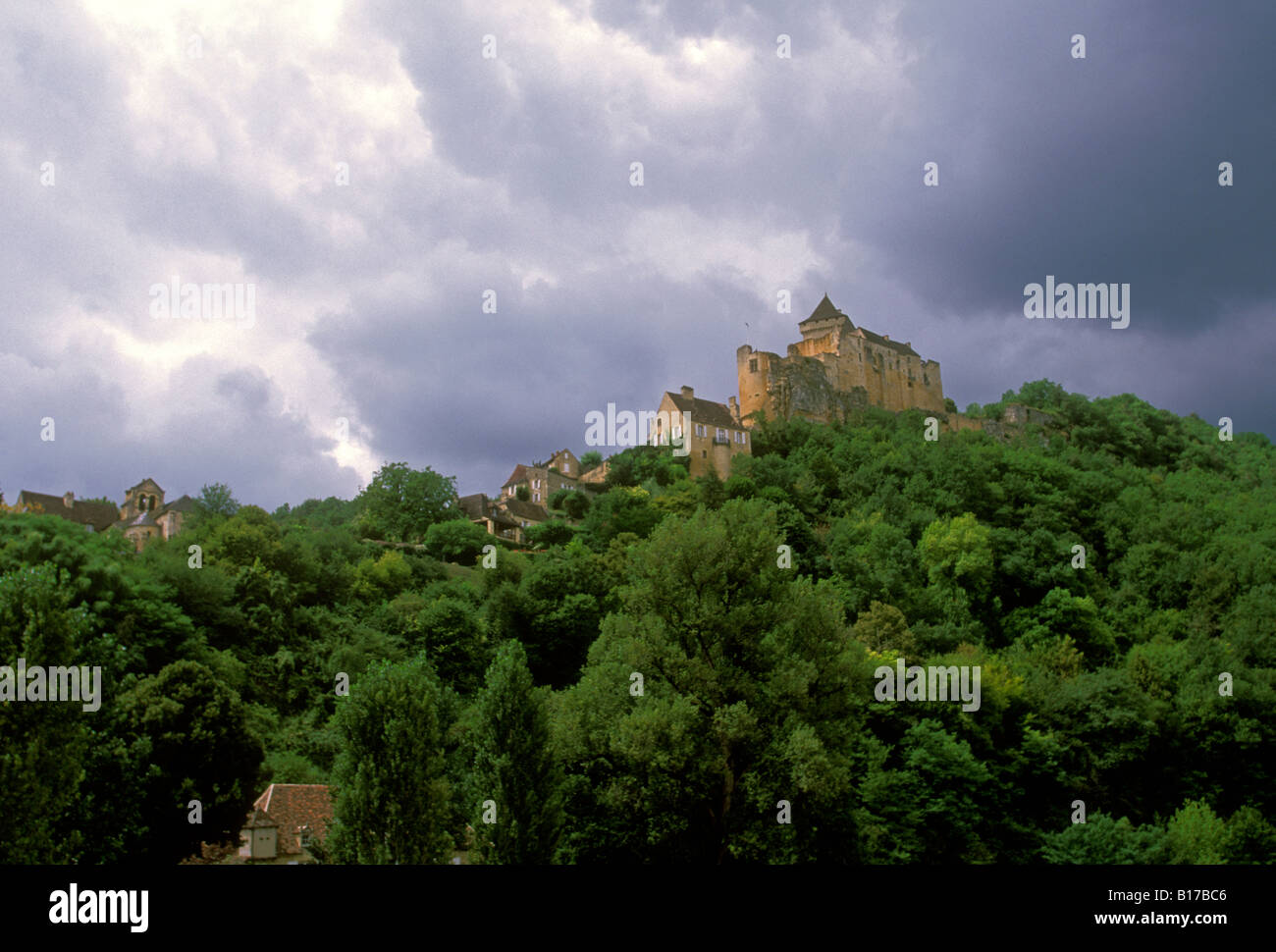 Chateau de Castelnaud, Castelnaud Castle, French castle, French chateau ...