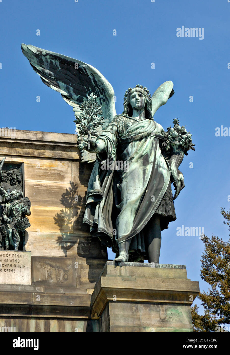 Statue germania niederwalddenkmal niederwald monument hi-res stock ...