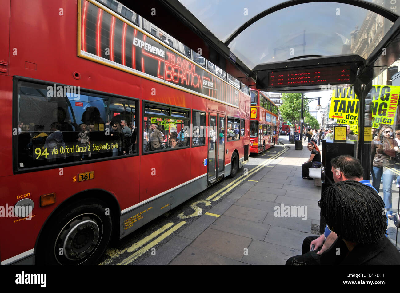 London bus route 94 hi-res stock photography and images - Alamy