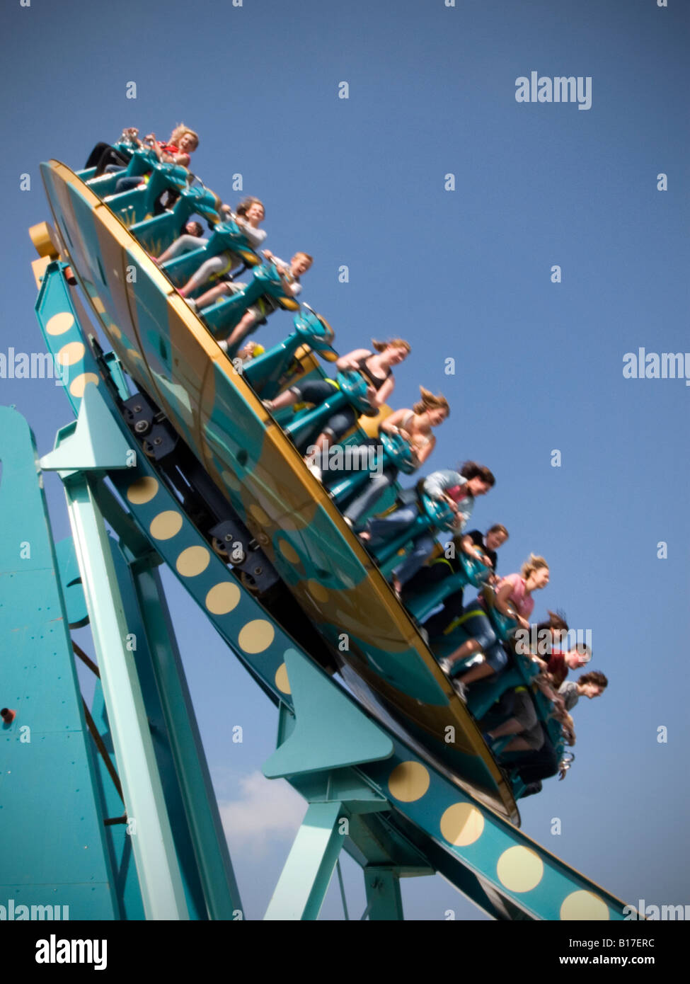 fairground funfair ride white knuckle whiteknuckle Stock Photo - Alamy
