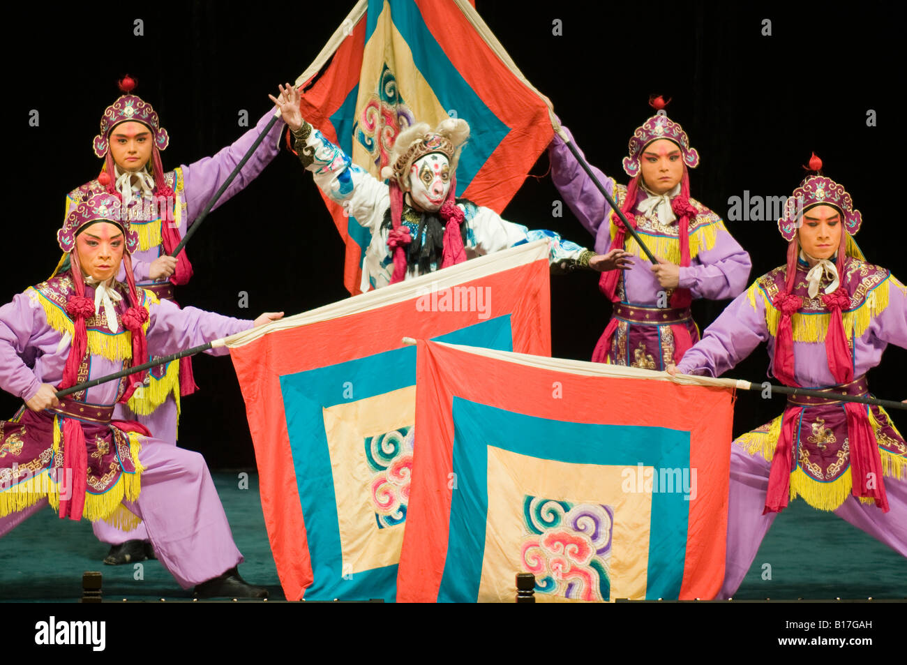 Acrobatics beijing hi-res stock photography and images - Alamy