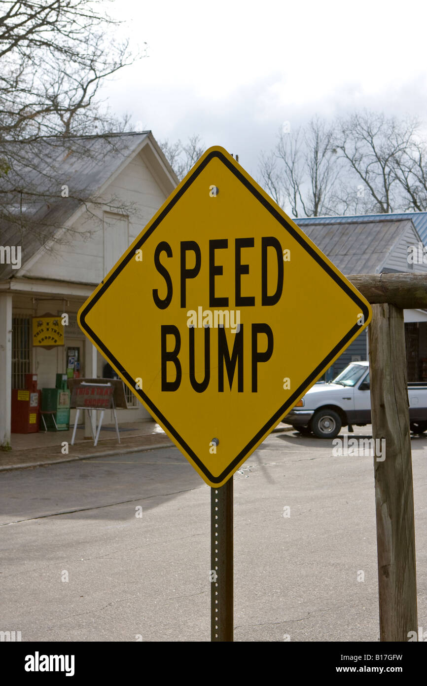 Speed Bump Sign Stock Photo - Alamy