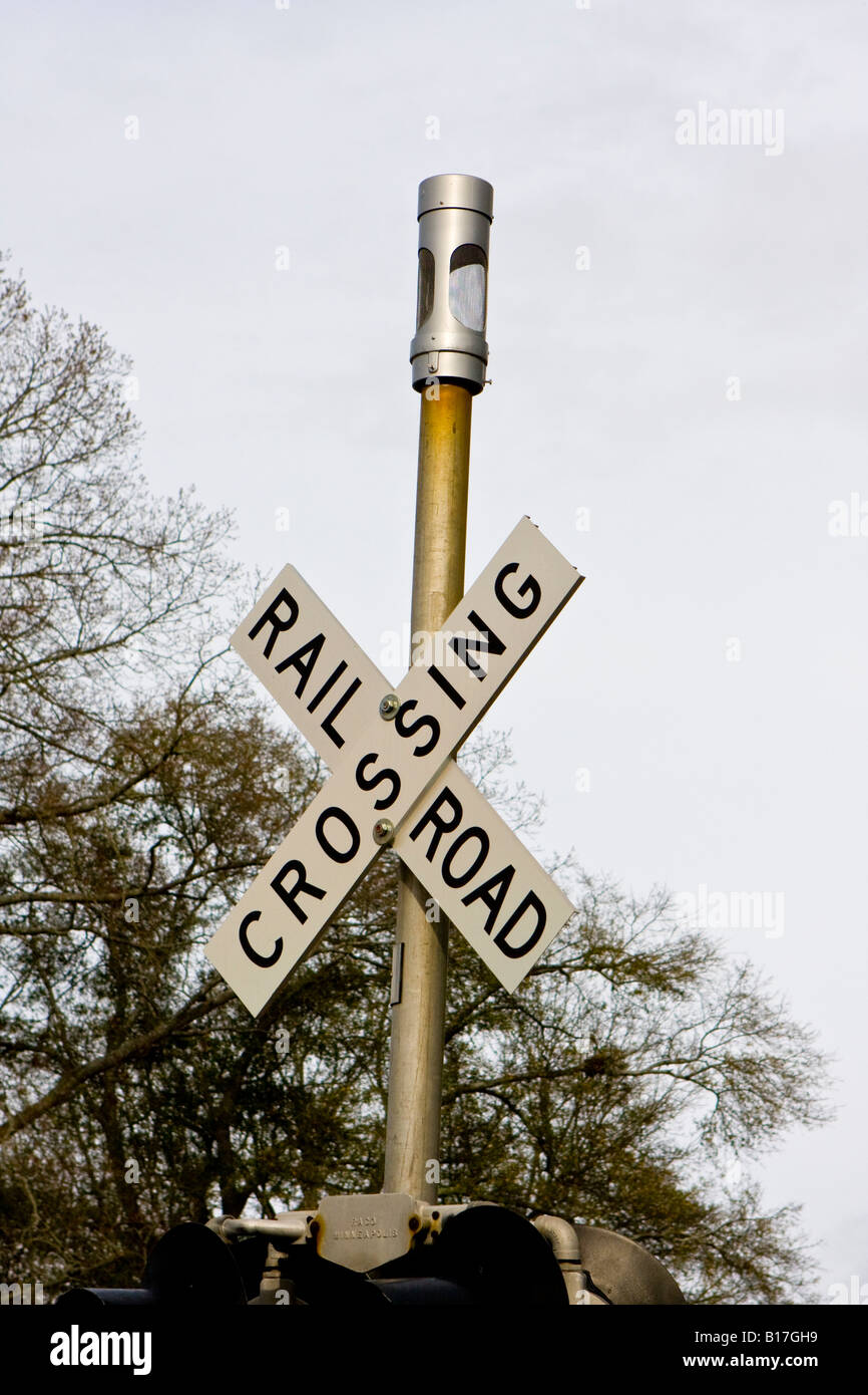 Passive signs hi-res stock photography and images - Alamy