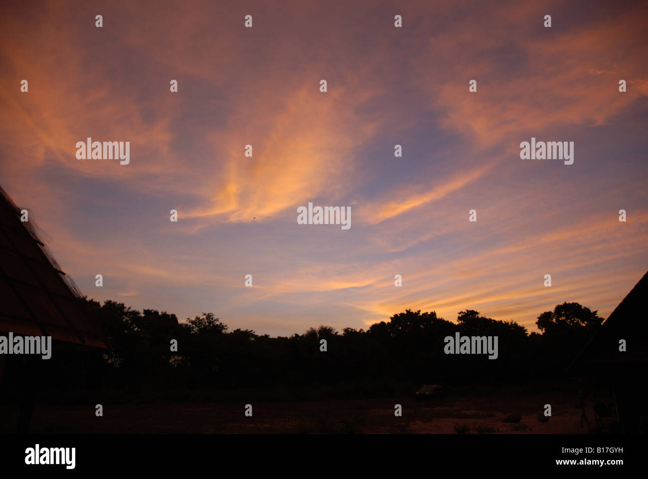 Red rising sun hi-res stock photography and images - Alamy