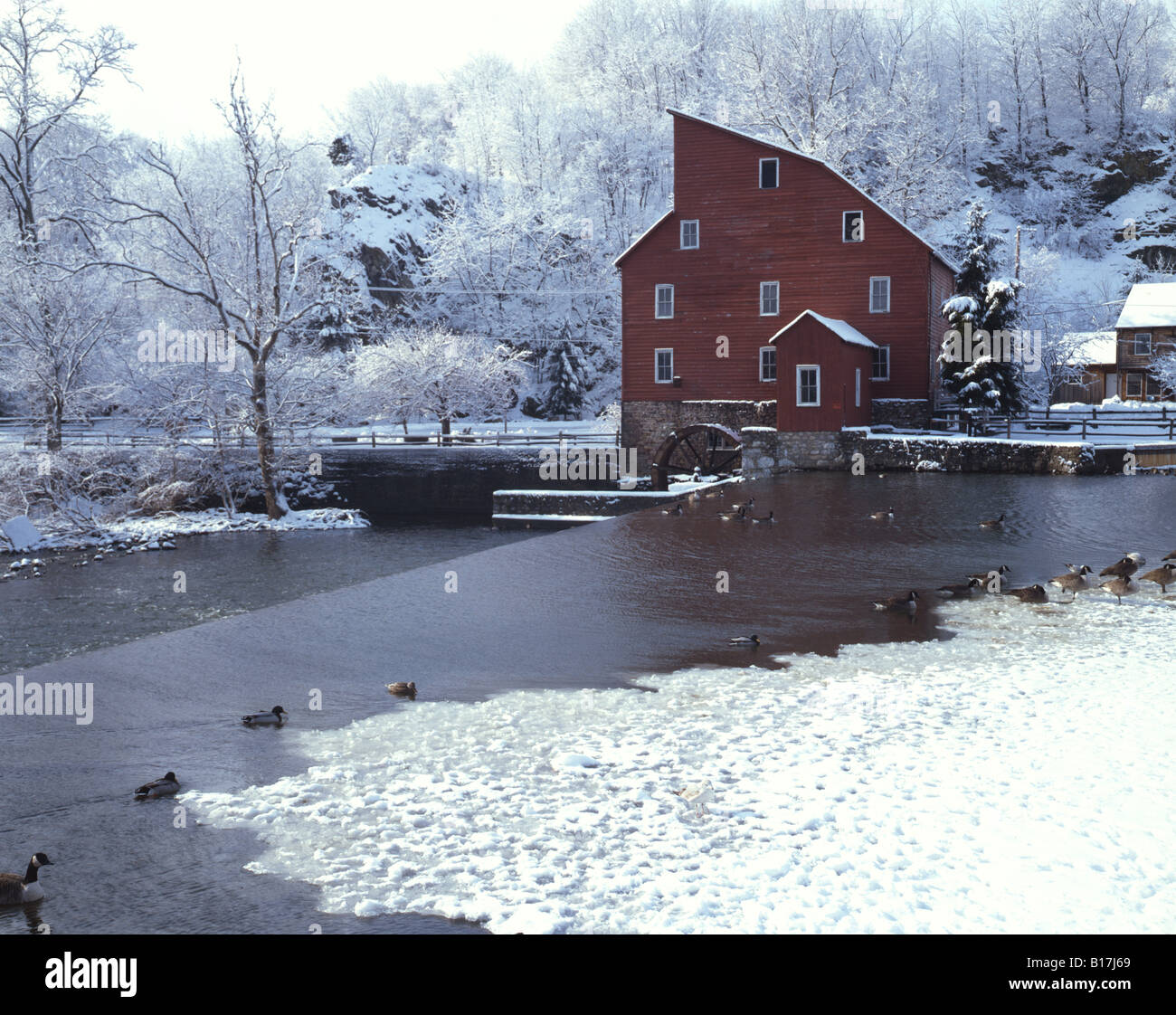 Gristmill winter hi-res stock photography and images - Alamy
