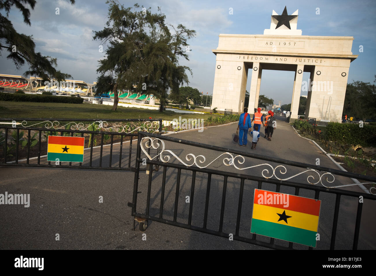 Independece arch on Independence square in Accra Ghana Stock Photo - Alamy