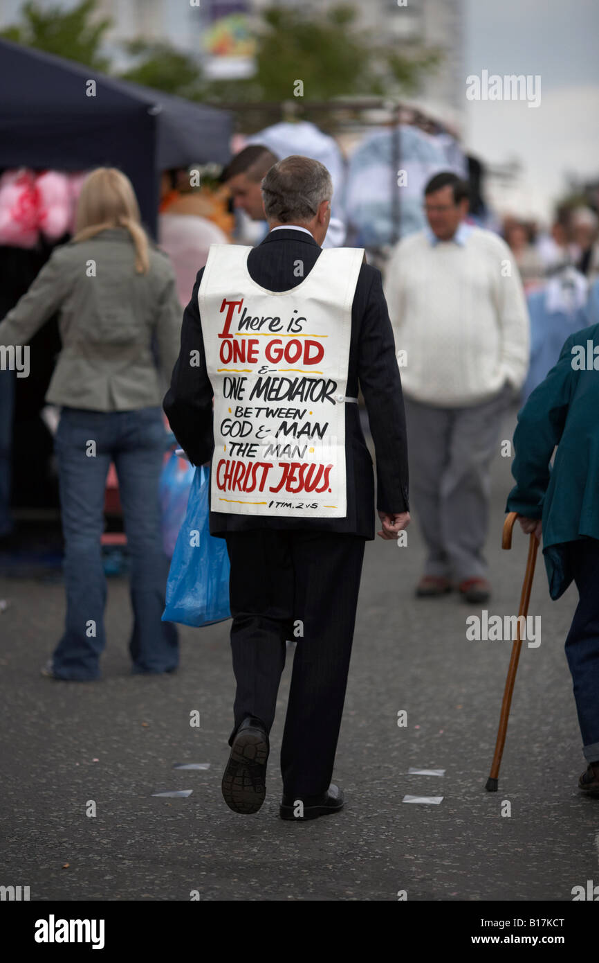 Fundamentalist christian crowd hi-res stock photography and images - Alamy