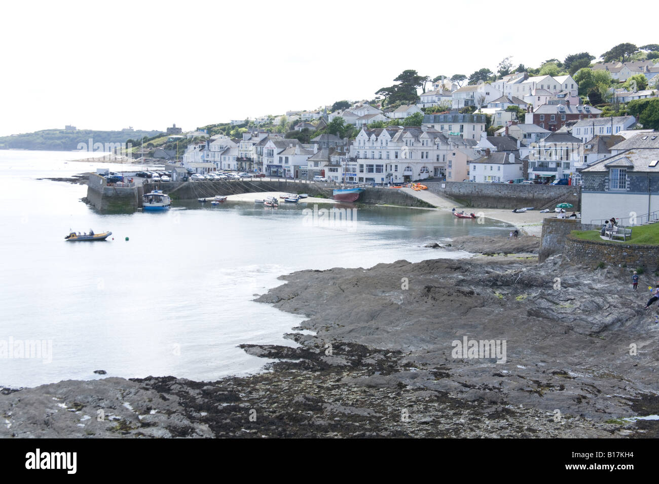 Village of st mawes hi-res stock photography and images - Alamy