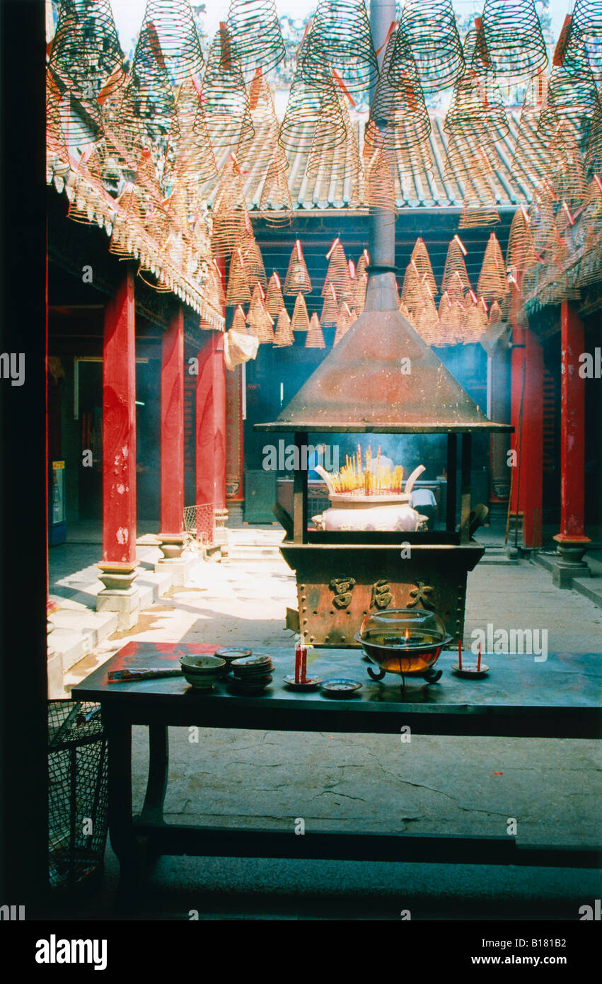Vietnam, Saigon, Thien Han Pagoda Stock Photo - Alamy