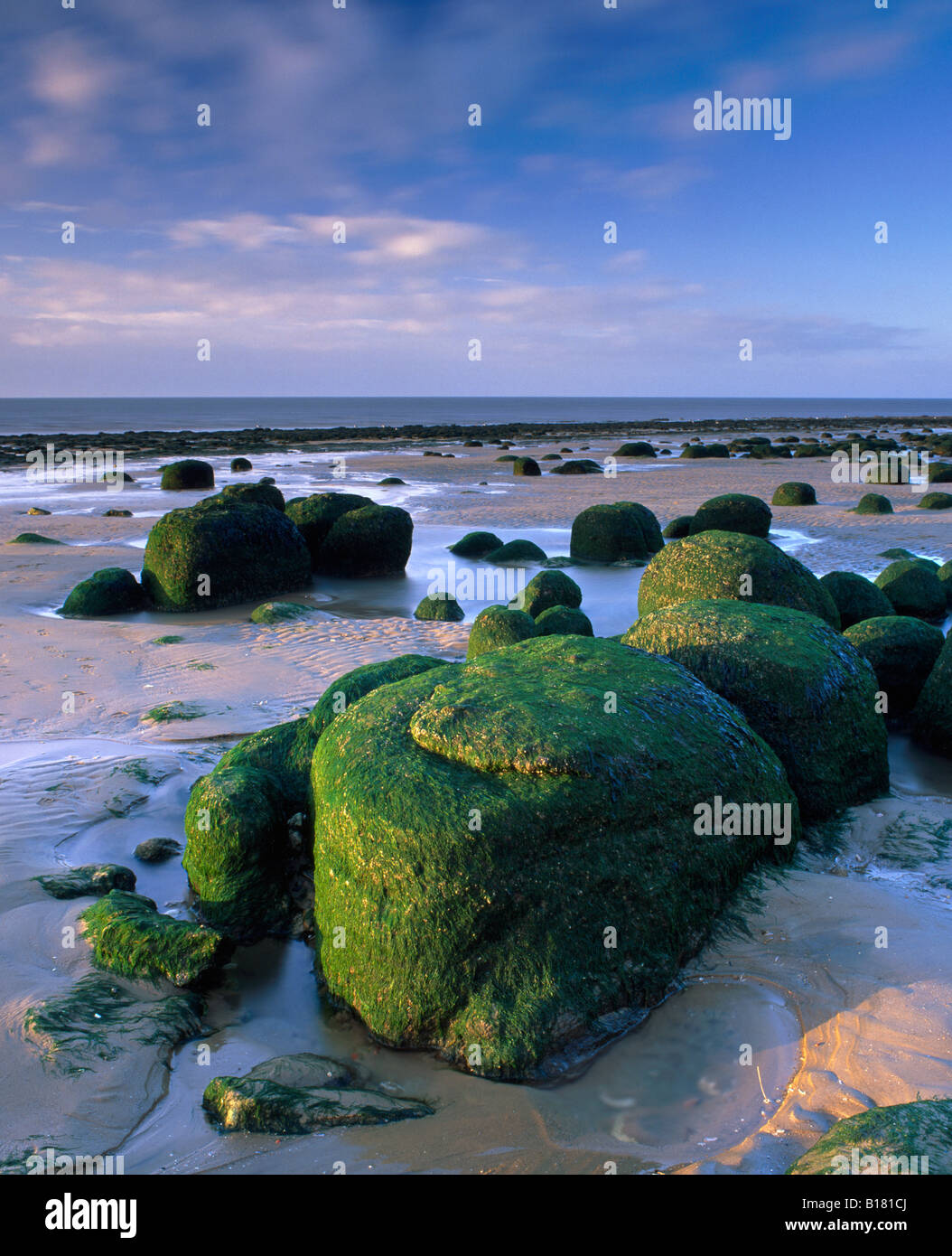 Hunstanton rocks norfolk tourism hi-res stock photography and images ...