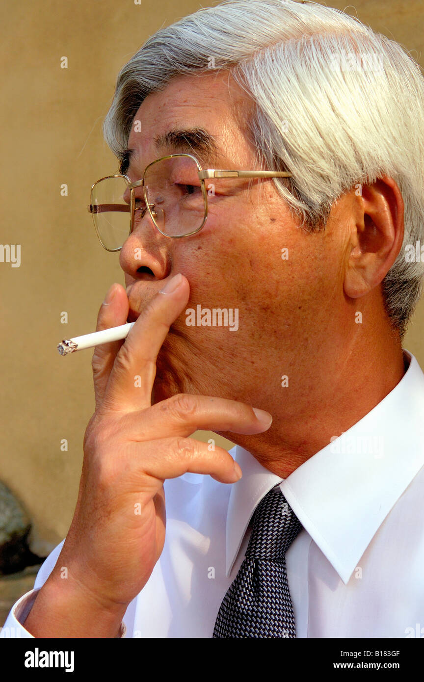 japanese businessman smoking Kyoto Japan Stock Photo - Alamy