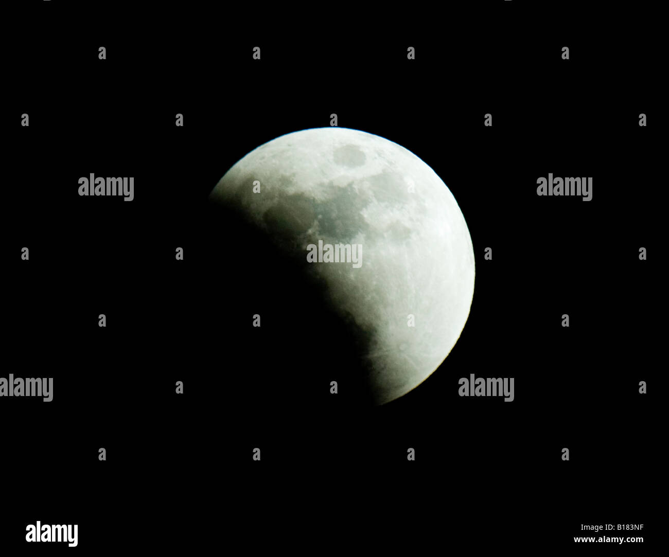 Total lunar eclipse photos hi-res stock photography and images - Alamy