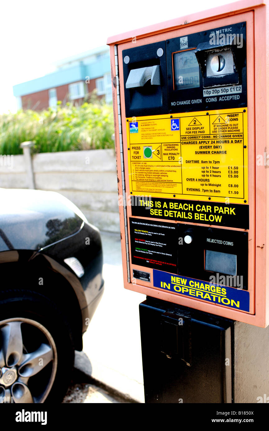 Pay and Display Machine Stock Photo - Alamy