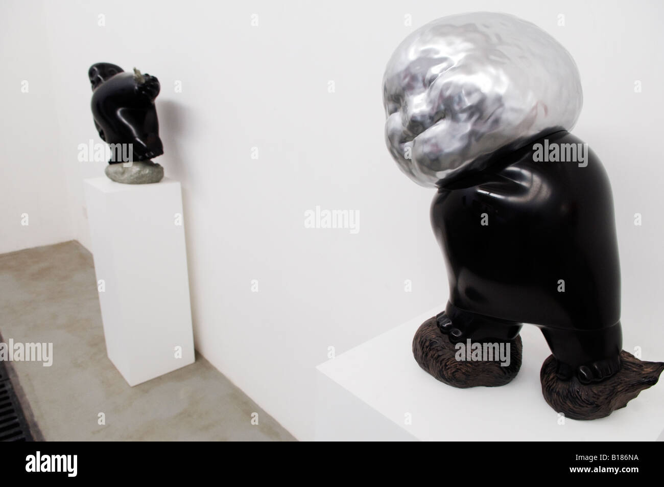 China beijing factory 798 art gallery hi-res stock photography and ...