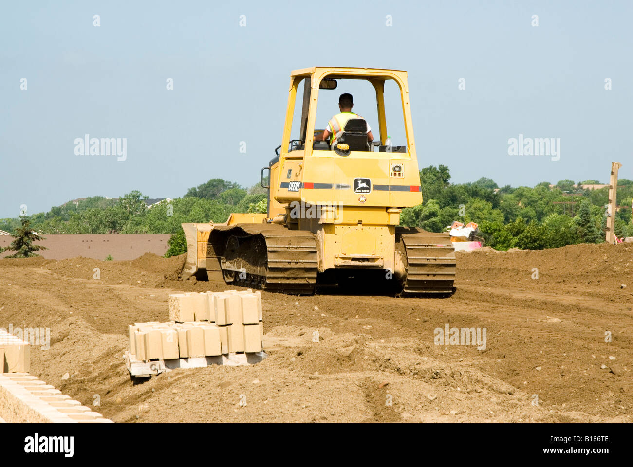 Earthmoving scraper hi-res stock photography and images - Alamy