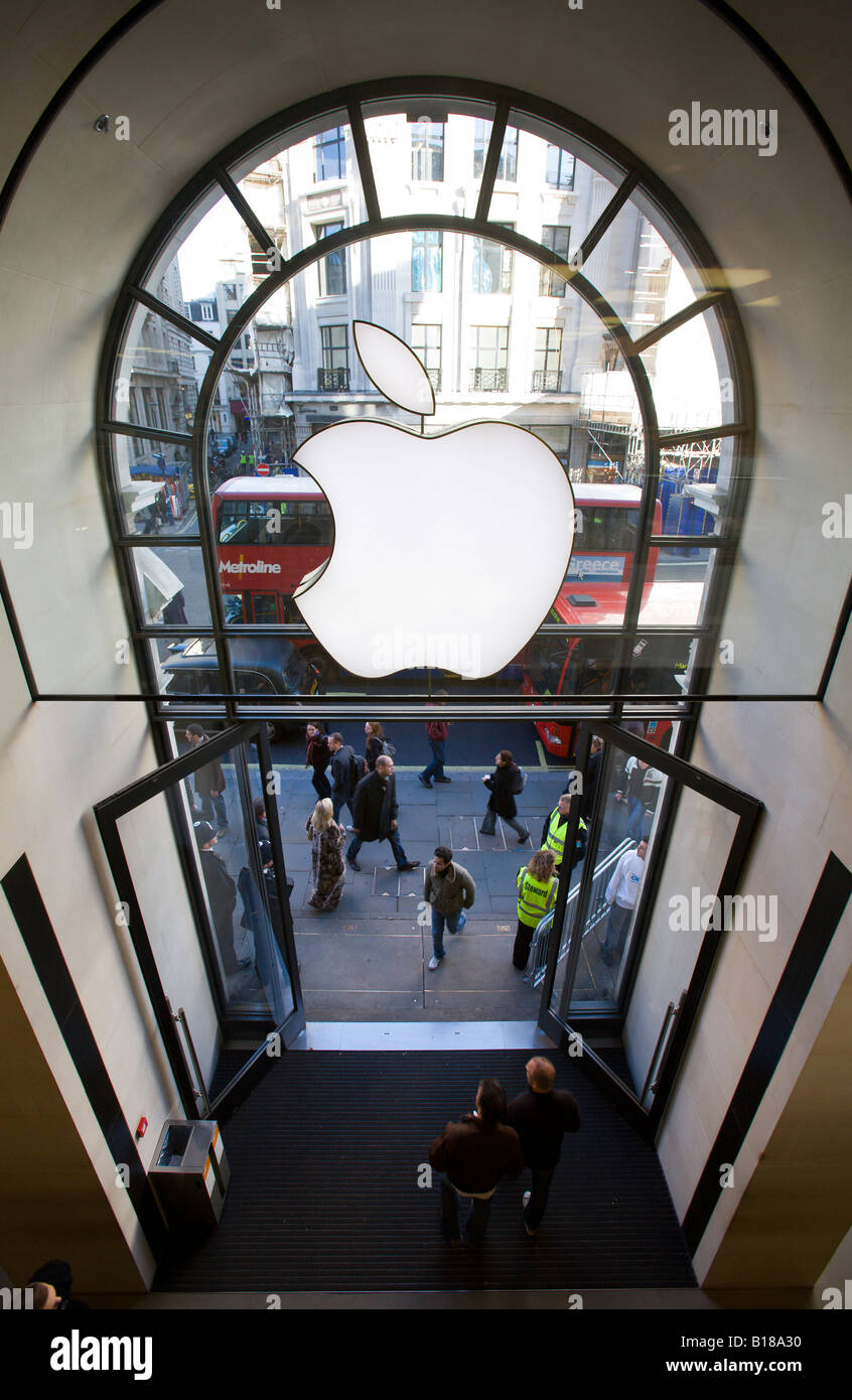 Entrance to Apple Store in Regent Street London Stock Photo - Alamy