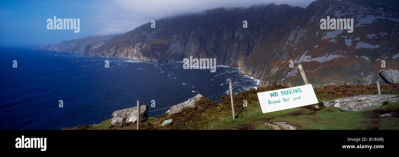 League of ireland sign hi-res stock photography and images - Alamy