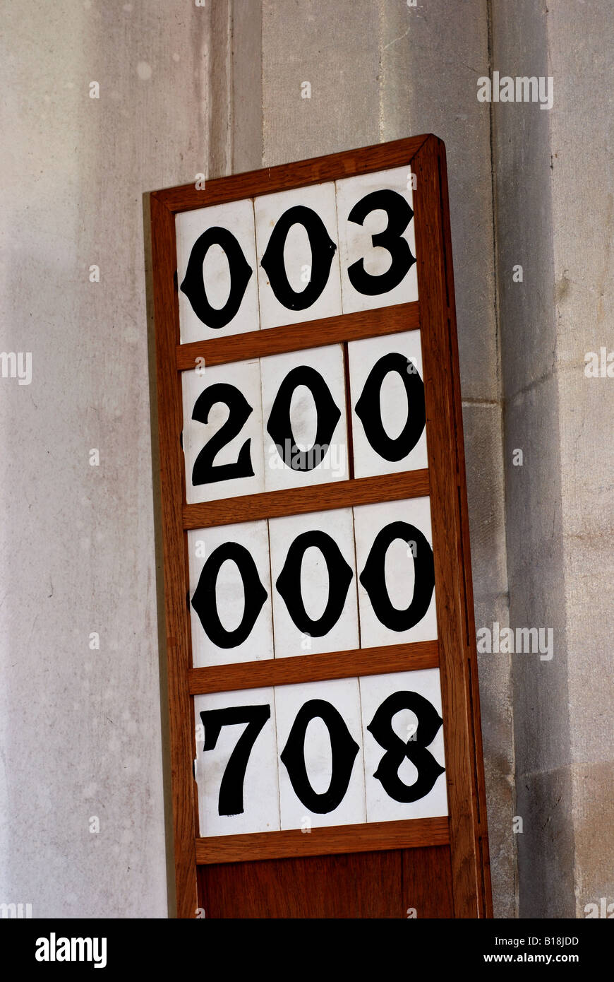 Singing church hymns hi-res stock photography and images - Alamy