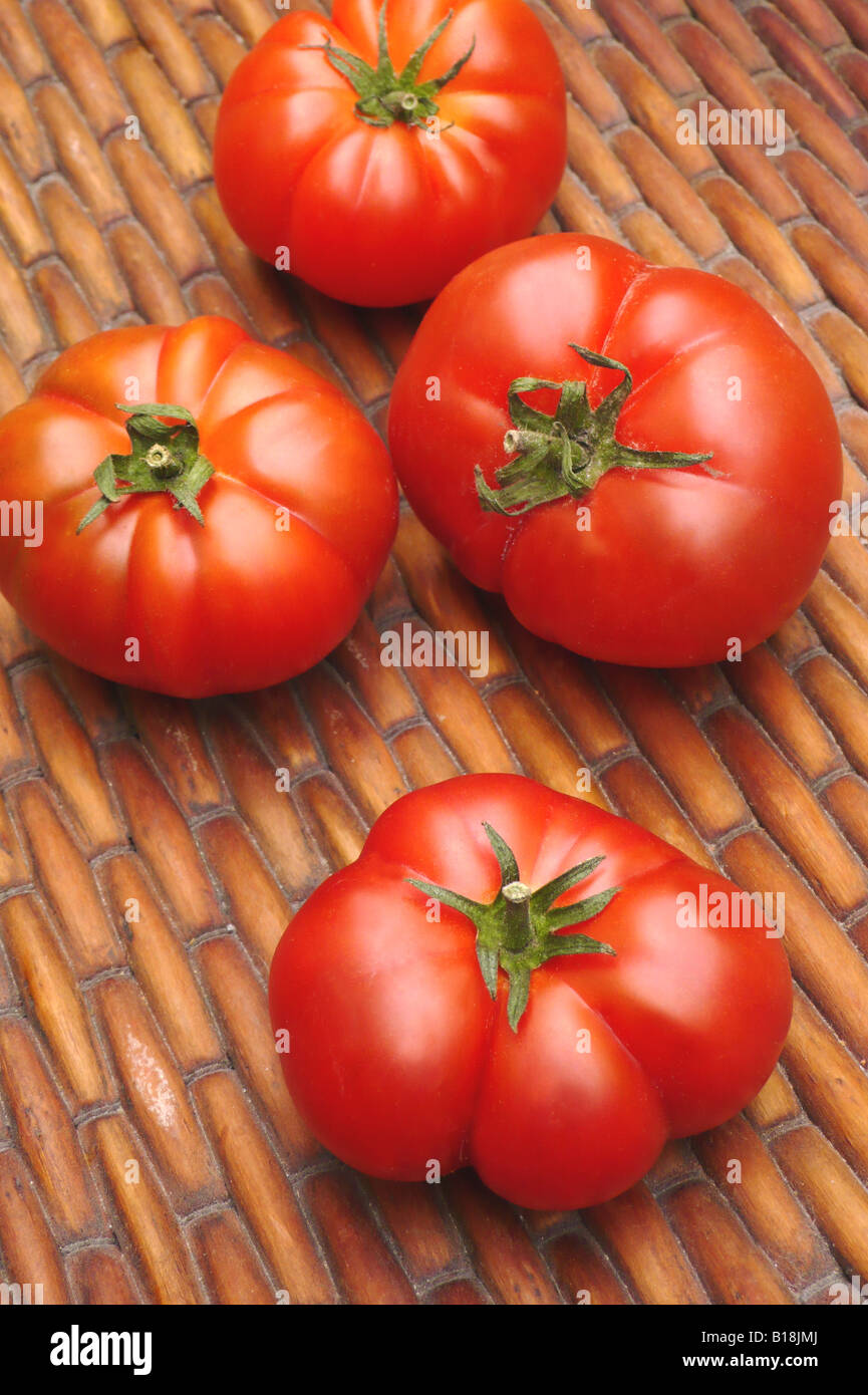 Five fresh tomatoes hi-res stock photography and images - Alamy