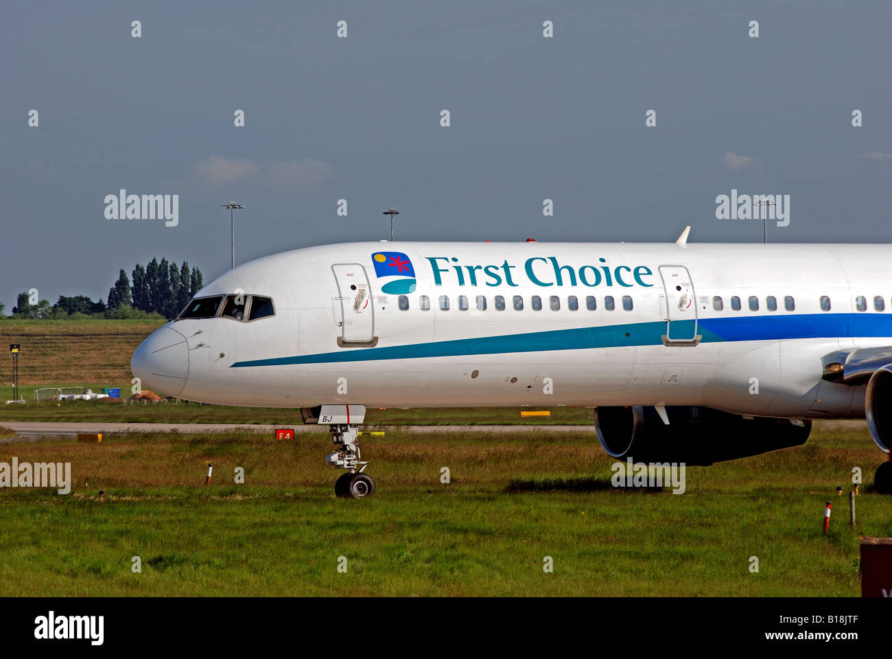 First Choice Airways Boeing 757 aircraft at Birmingham International ...