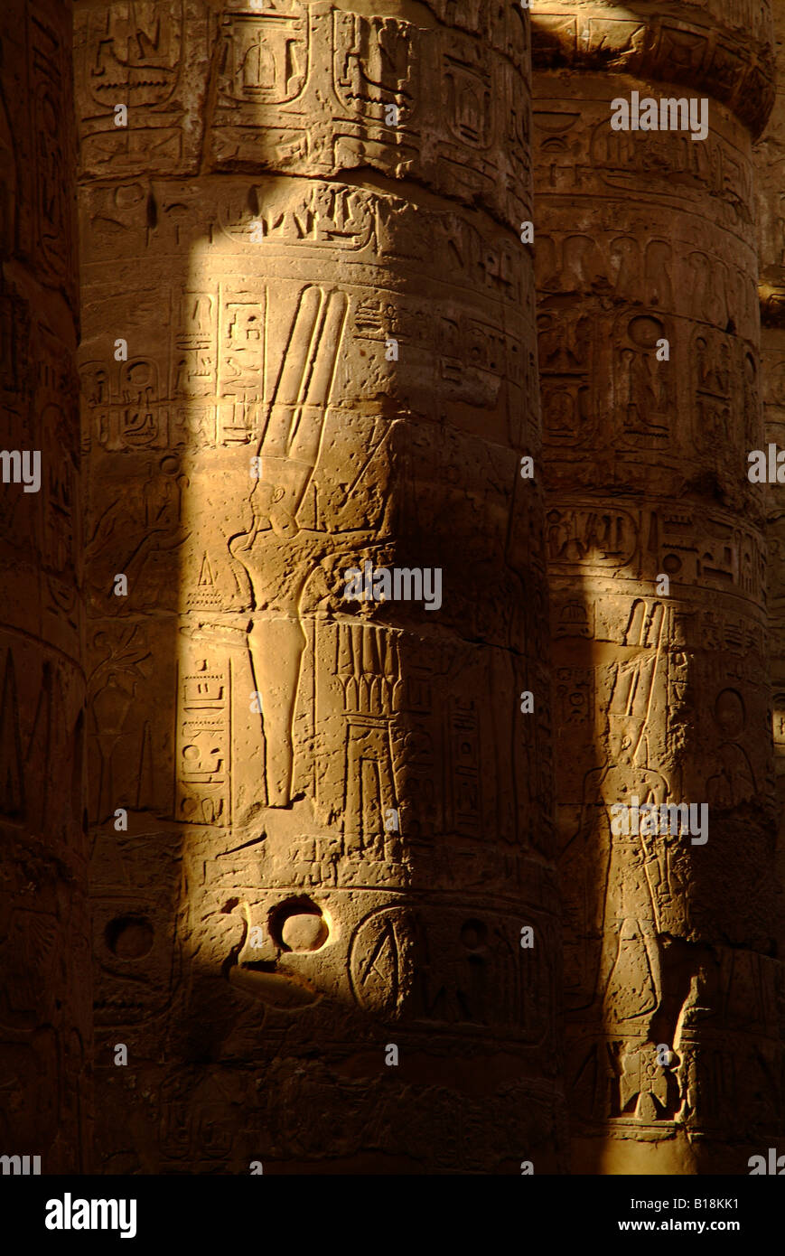 Hathor and horus hi-res stock photography and images - Alamy