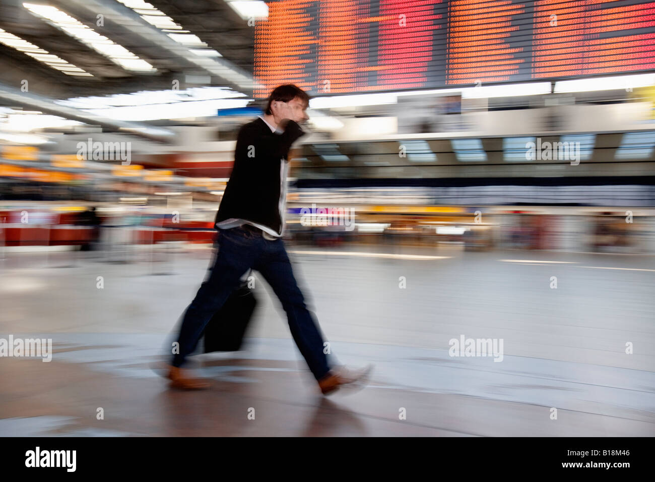 Airport quick hi-res stock photography and images - Alamy