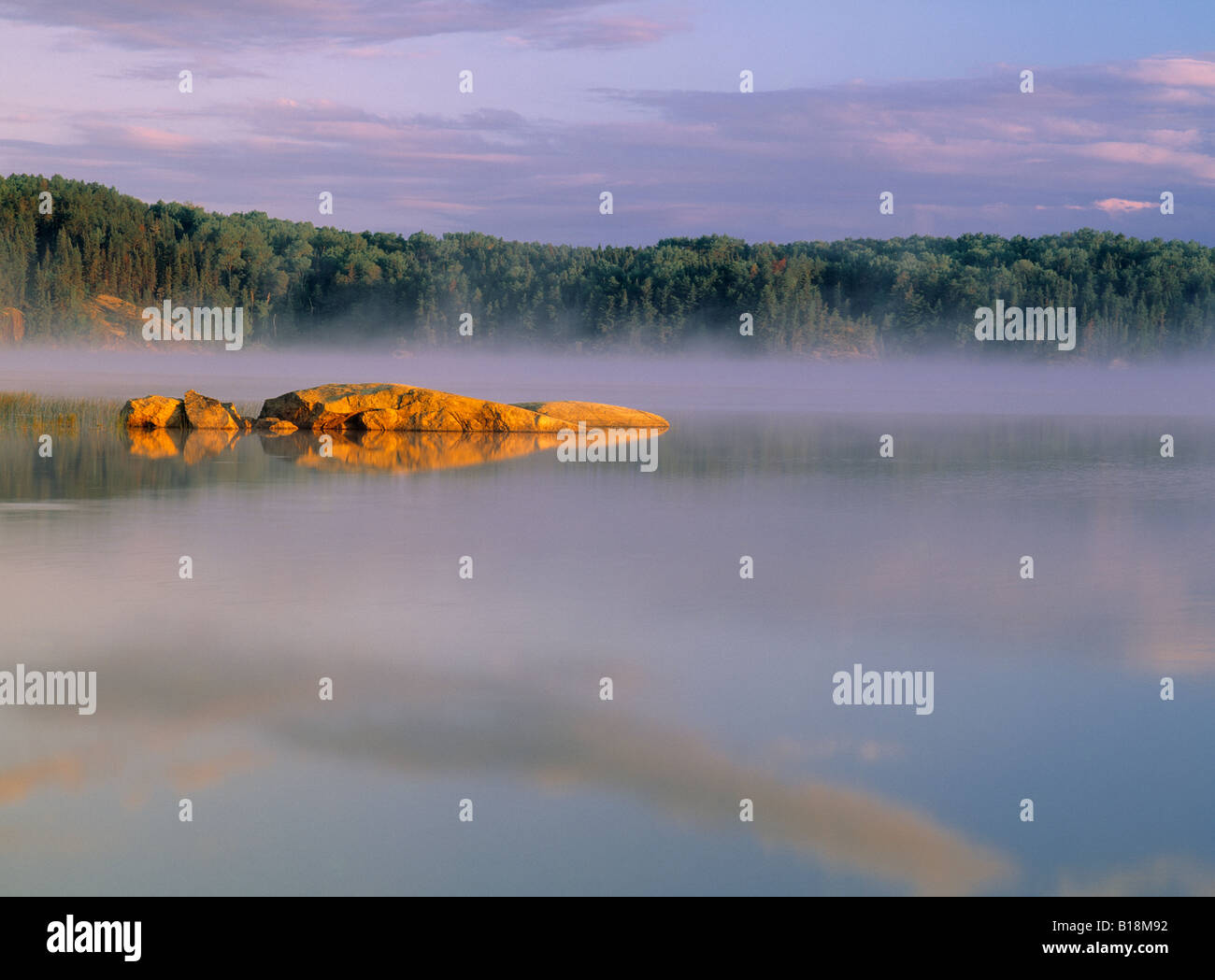 Quetico provincial park wilderness hi-res stock photography and images ...