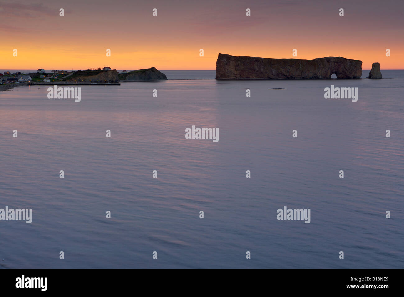 Perce rock national park hi-res stock photography and images - Alamy