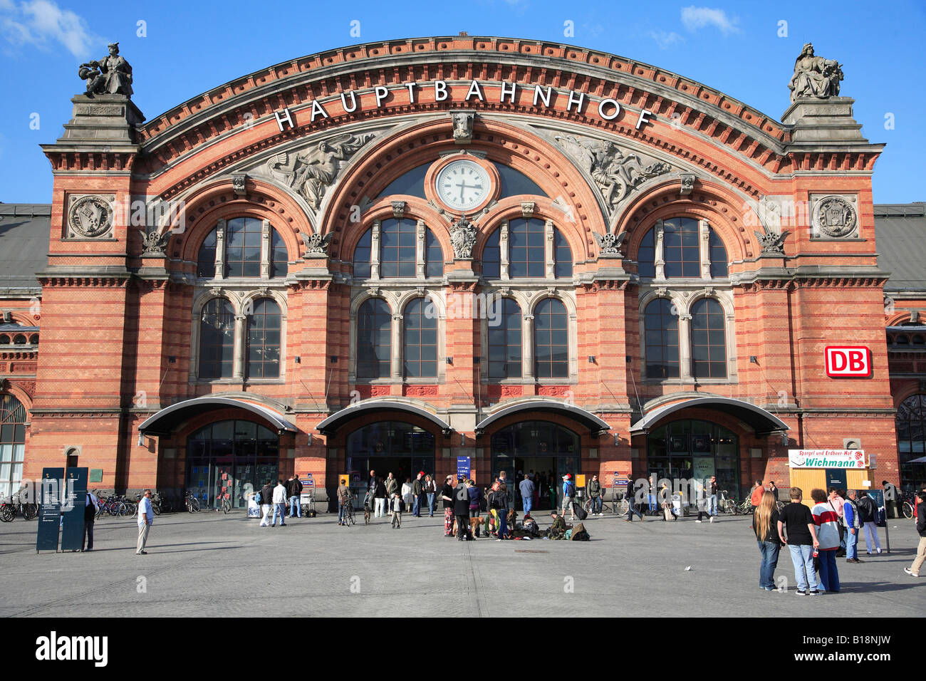 Germany Bremen Hauptbahnhof Railway Station Stock Photo - Alamy