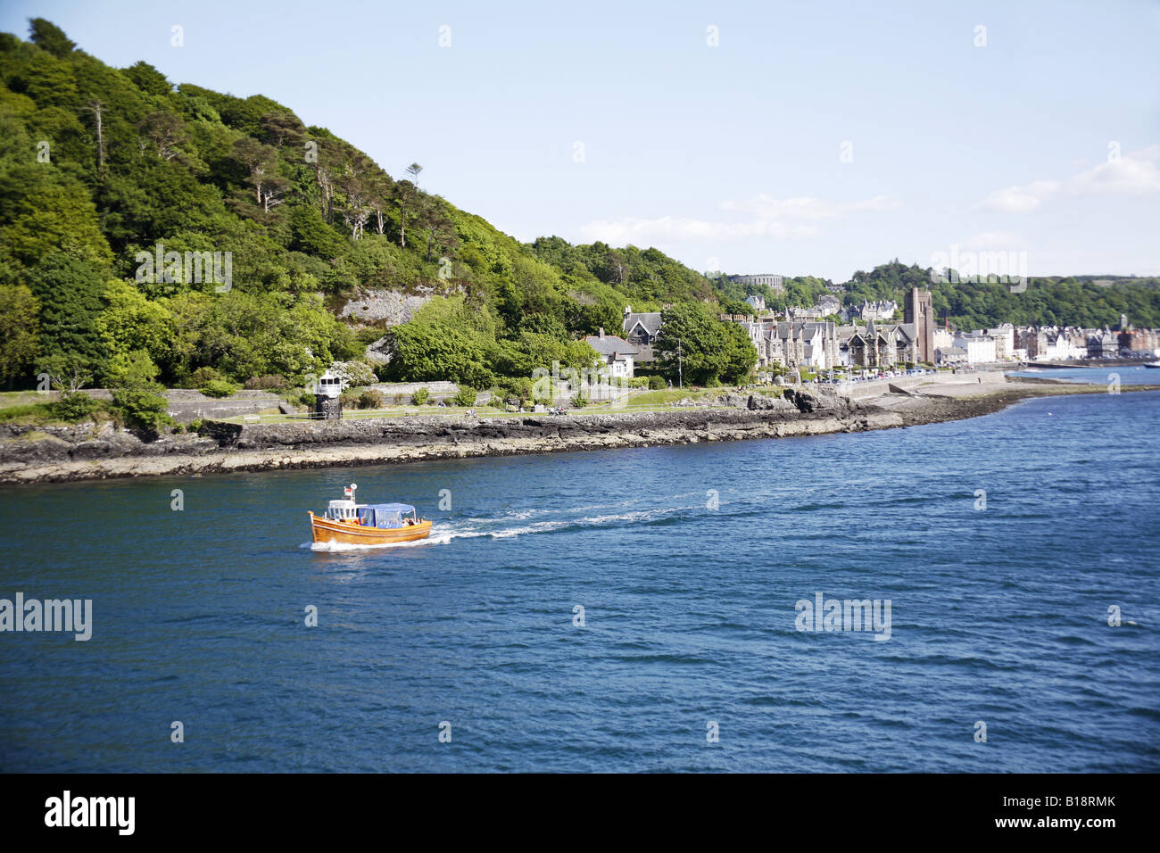 Oban tiree ferry hi-res stock photography and images - Alamy