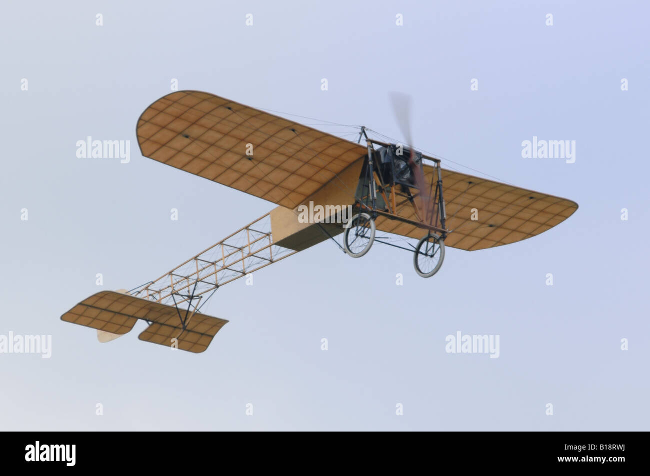 1909 Bleriot XI monoplane, viewed from underneath Stock Photo - Alamy