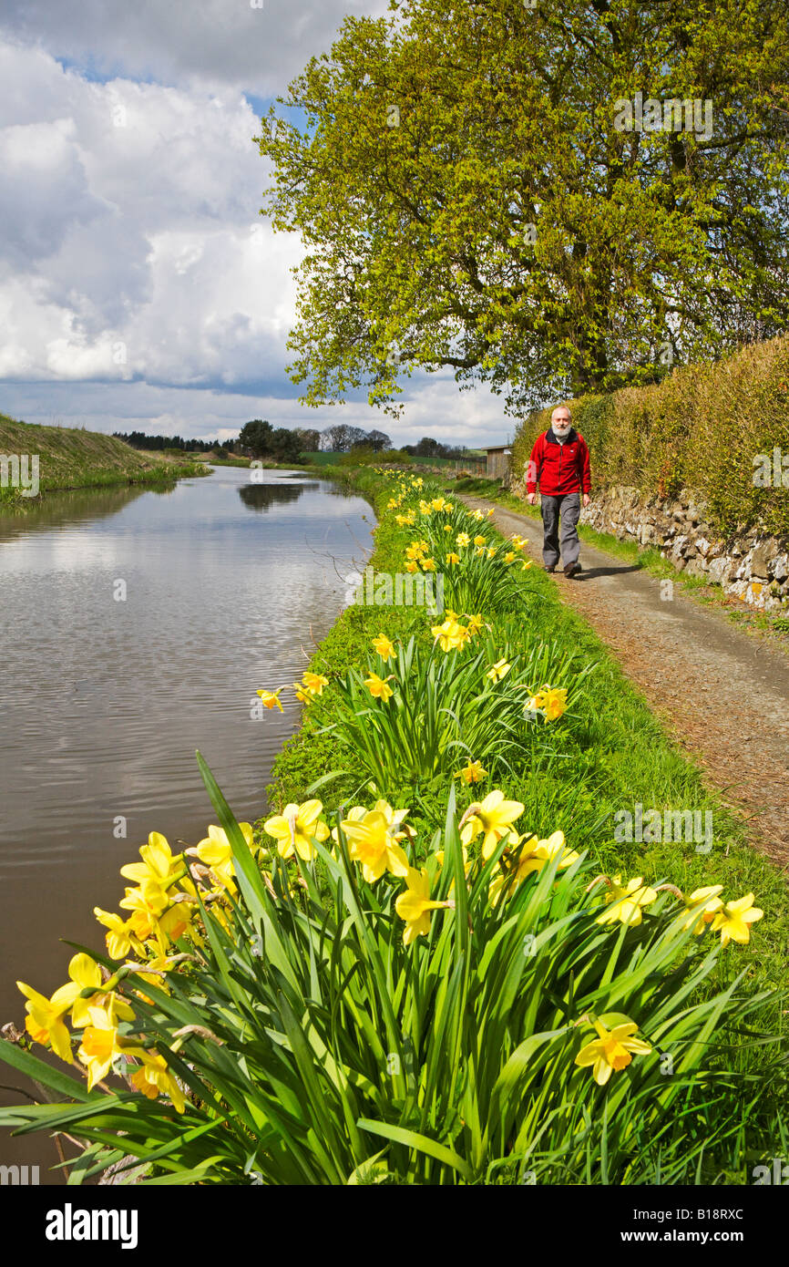 Linlithgow canal hi-res stock photography and images - Alamy