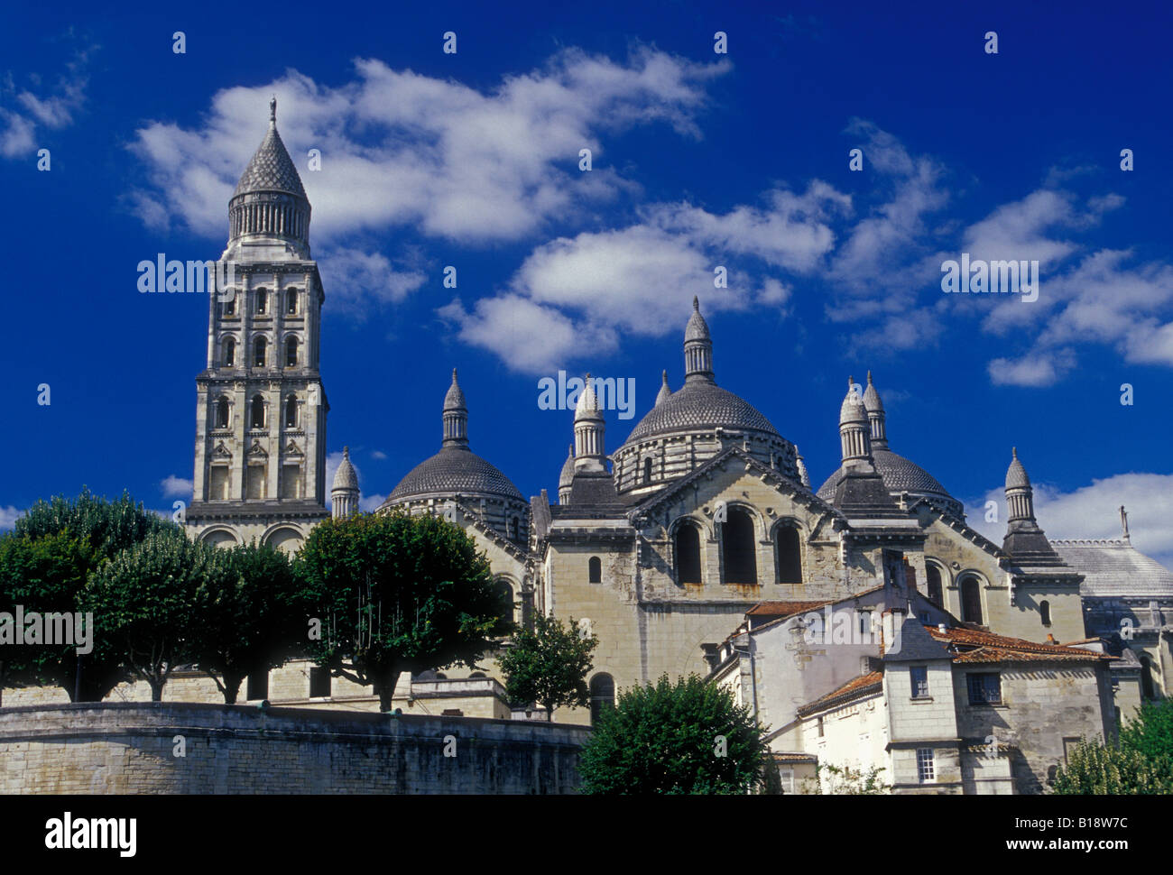 Saint front cathedral city perigueux dordogne hi-res stock photography ...