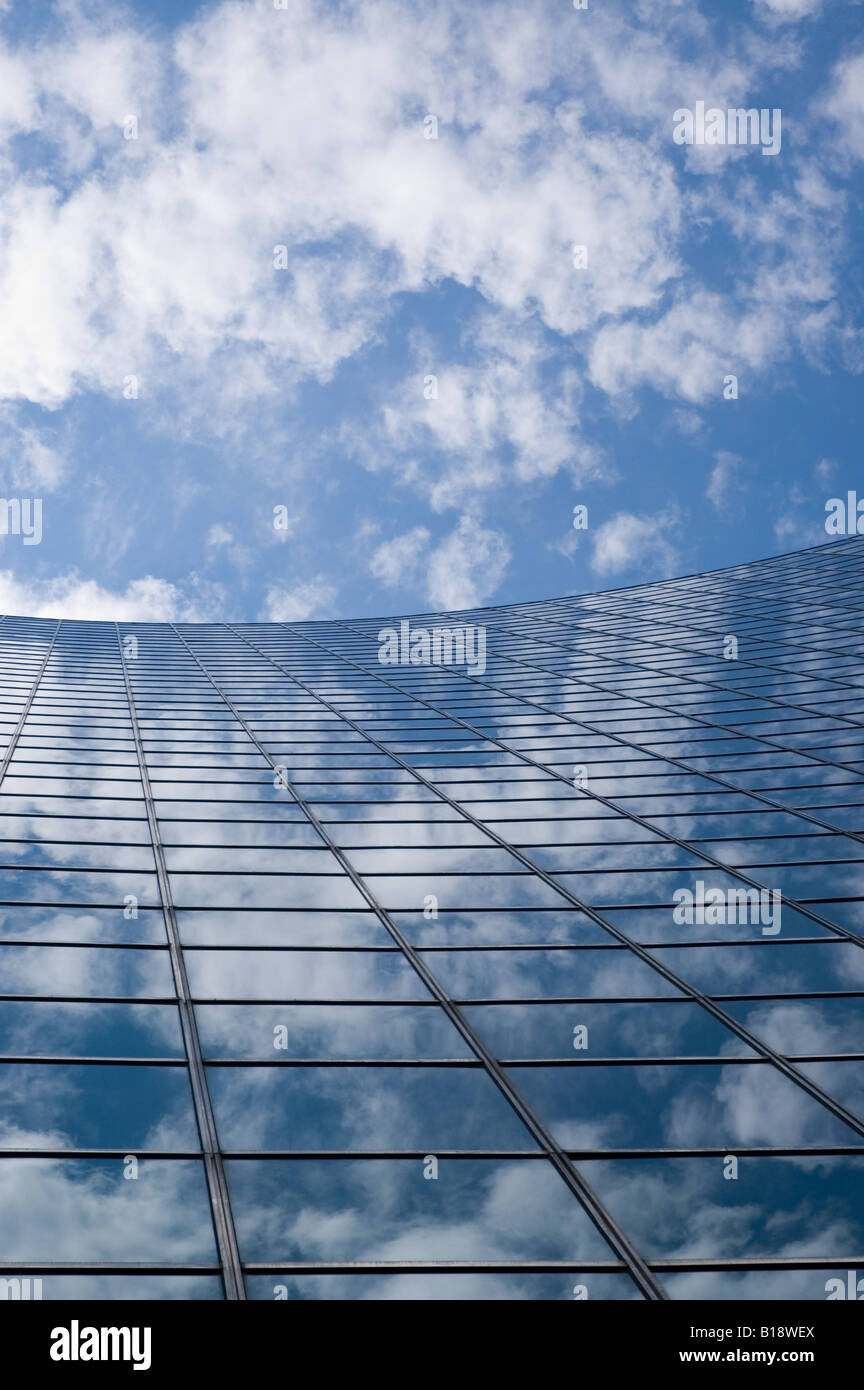 Modern glass office tower Stock Photo - Alamy