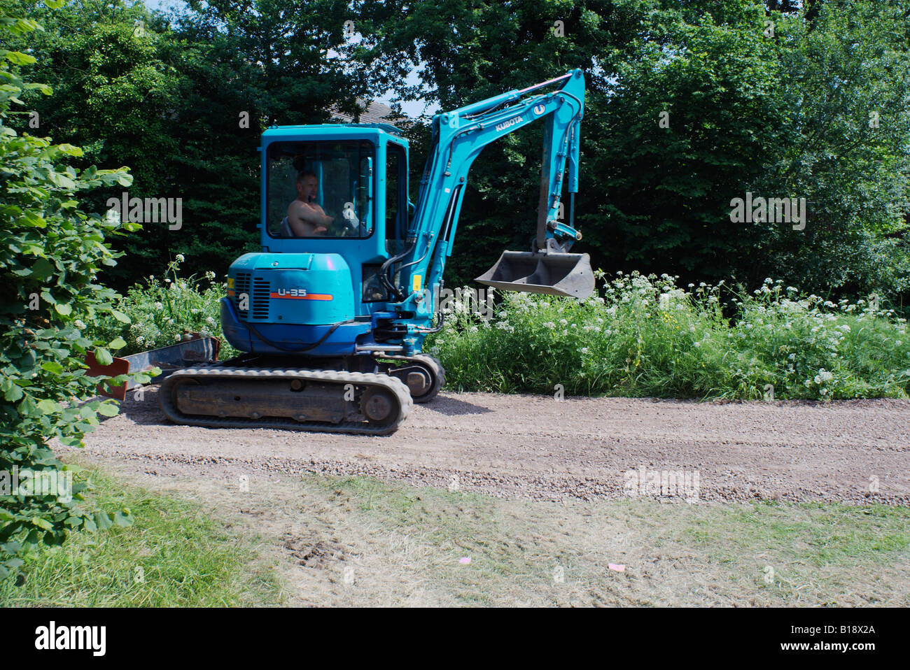 Blue kubota 35 mini excavator hi-res stock photography and images - Alamy