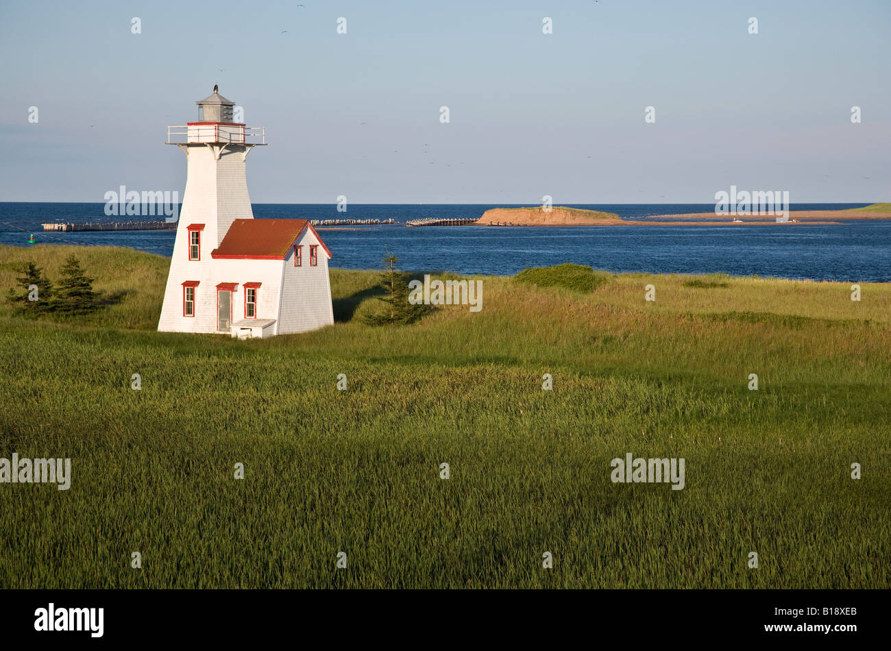 New london bay lighthouse hi-res stock photography and images - Alamy