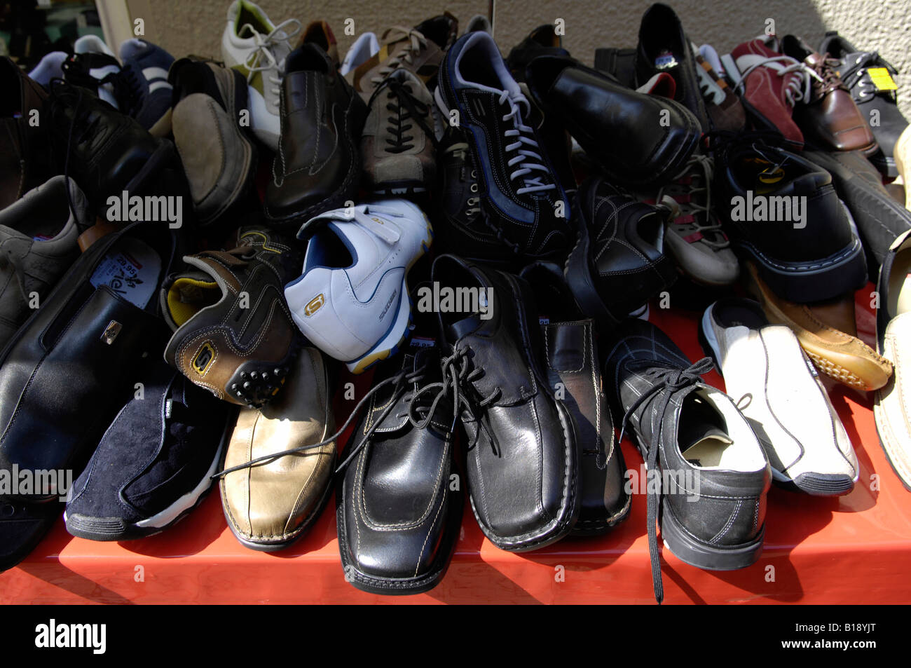 shoes shop outside inexpensive germany selling deutschland Stock Photo ...