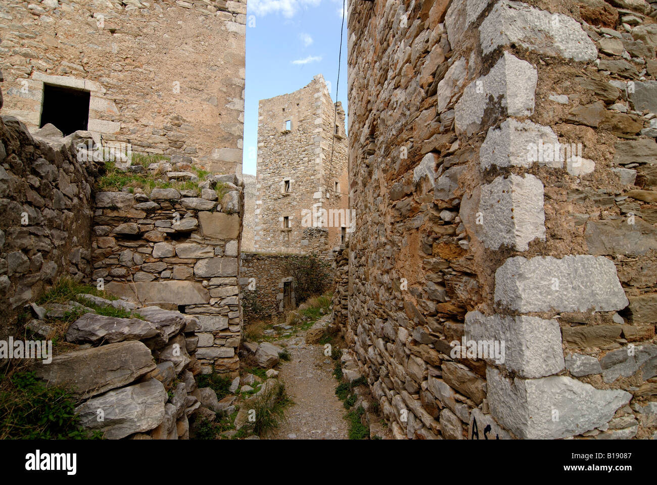 The mid age village of Vathi with its watchtowers in the Mani ...
