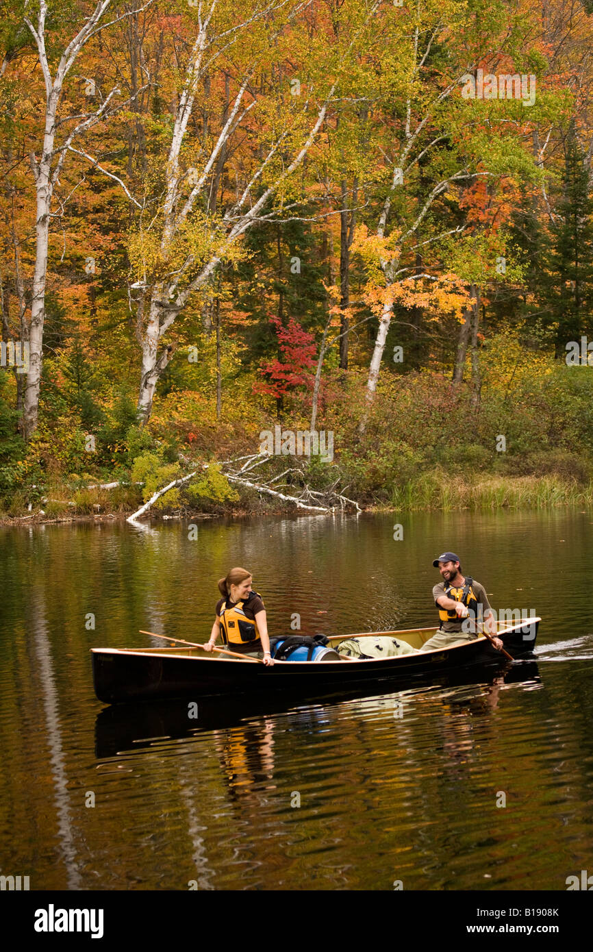 Muskoka lakes ontario canoe hi-res stock photography and images - Alamy